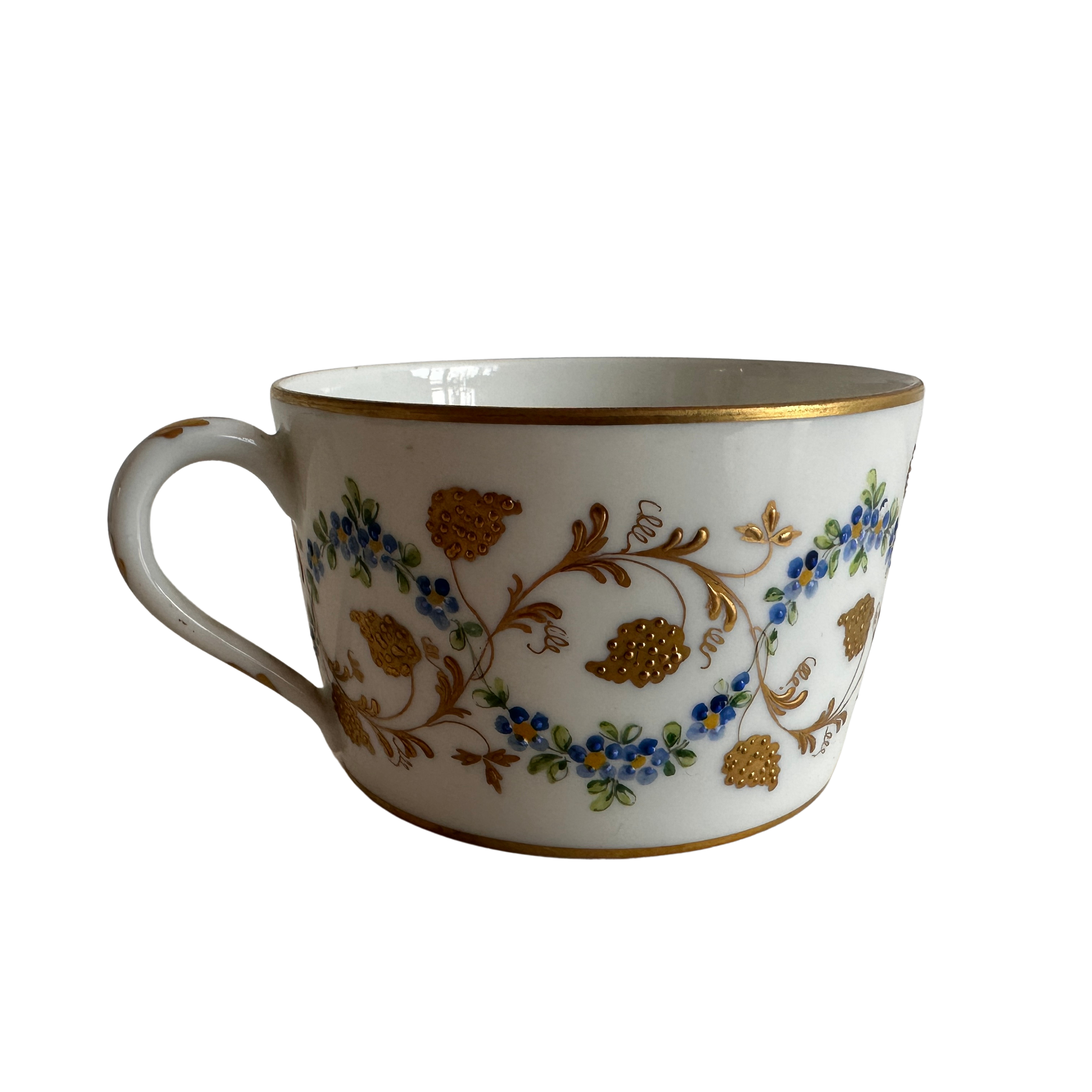 TT091 BLUE & GOLD FLORAL TEA CUP – 24 Hour Mommy Daddy Props